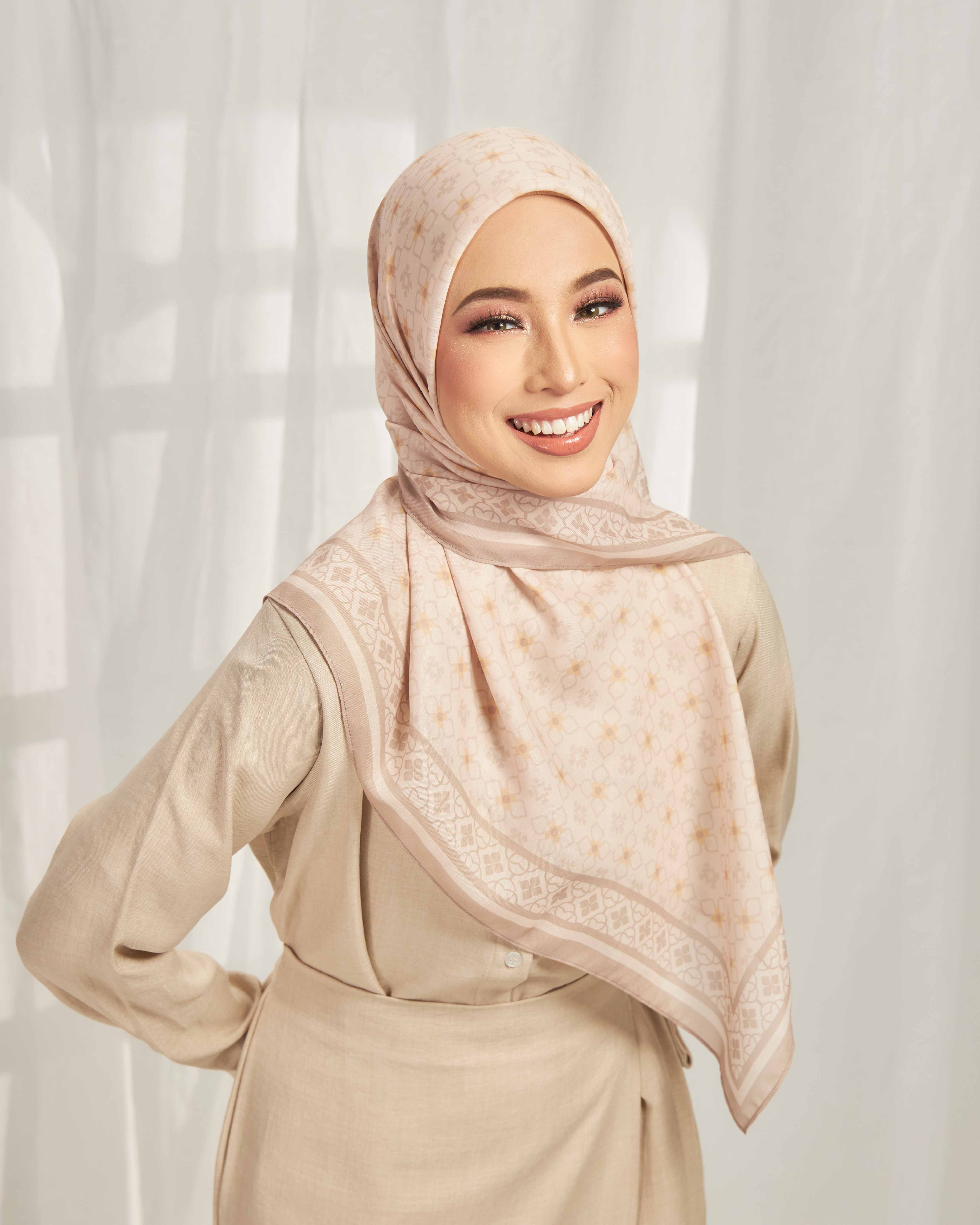 Almond Cream | Mekar Raya 2026